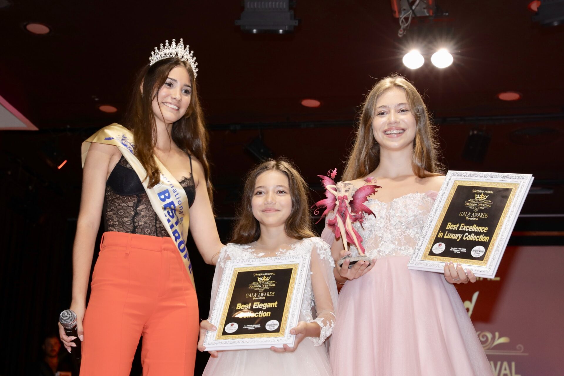 Tinerii designeri români la „The Best Model of Europe” | Kids Top Model